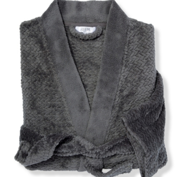 Ulta Beauty | Accessories | Ulta Beauty Limited Edition Mens Plush Robe ...